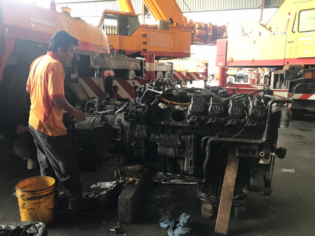 Maintenance, Repair & Overhaul (MRO) of Heavy Machinery – Super Crane ...
